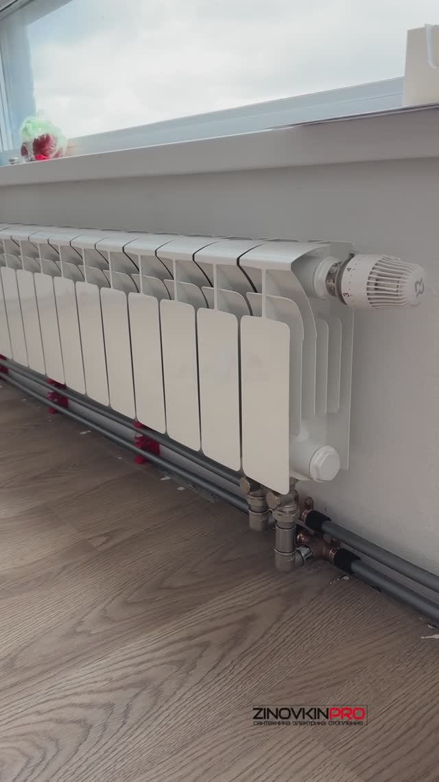 Замена отопления монтаж труб по плинтусу