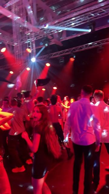 Владимир Яцкевич с DJ-сетом после бала в Куркино