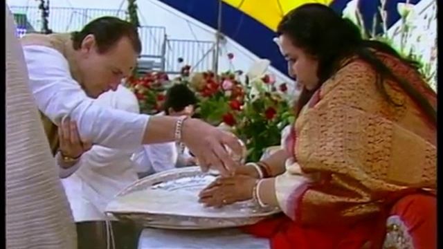 1991/0505 Sahastrara puja, Ischia, Italy. Текст в описании.