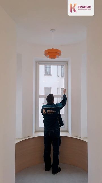 Установка рулонных блэкаут жалюзи в фотостудии