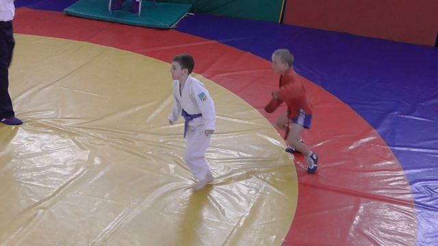 10 Сараев Артём