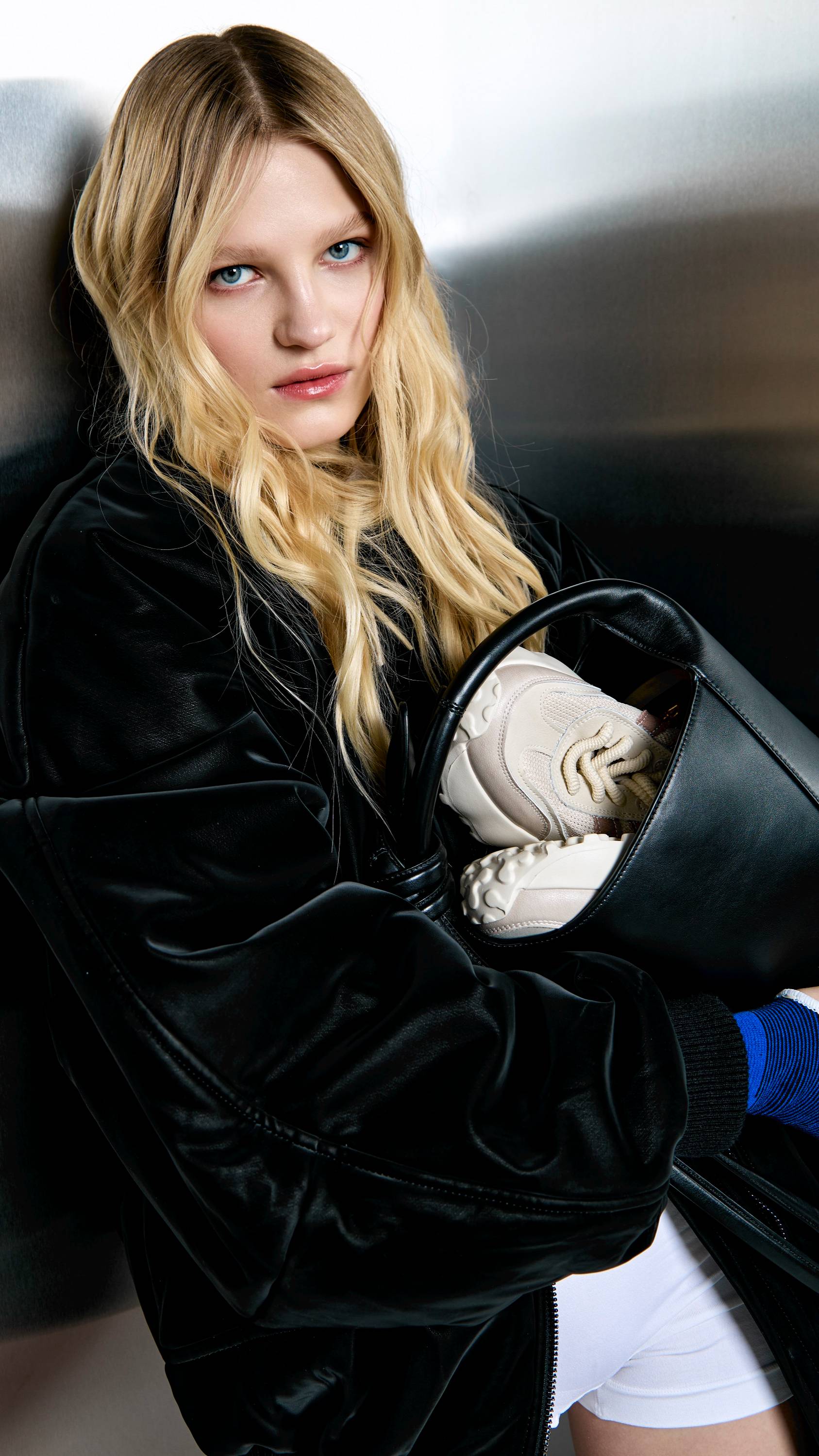 Шаговита: полуботинки для девочек модель 910728.бежевый