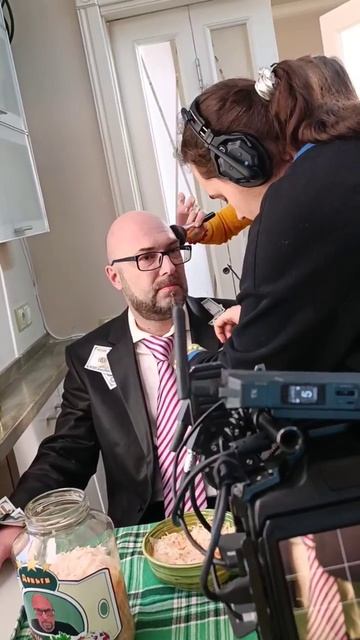 А.А. снялся в отличном КИНО