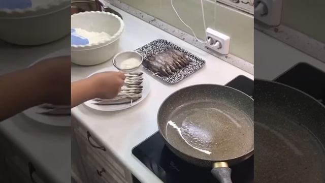 как пожарить мелкую рыбку