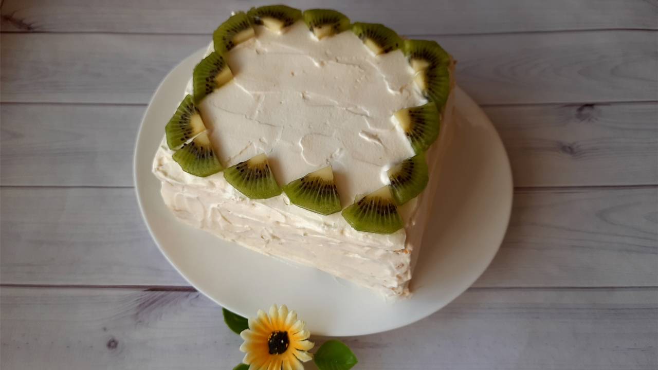 ТОРТ МОЛОЧНАЯ ДЕВОЧКА нежность и воздушность в каждом кусочке.