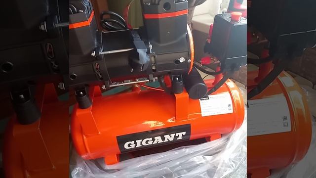 Распаковка покупки с ВсеИнструменты, ч. 2 Компрессор