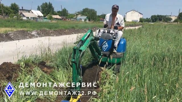 Копка траншеи под дренаж