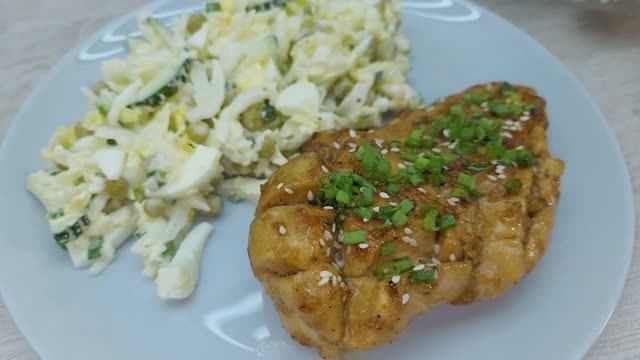 Это настолько вкусно, что я готовлю его три раза в неделю! Вкусный ужин, без духовки. Очень просто_