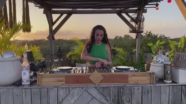 DeepMe - Melodic Techno, Progressive House Mix 2022 By EPHIMERATulum