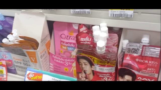 Магазин 7-Eleven в Тайланде: купили кофе, еды и плачем