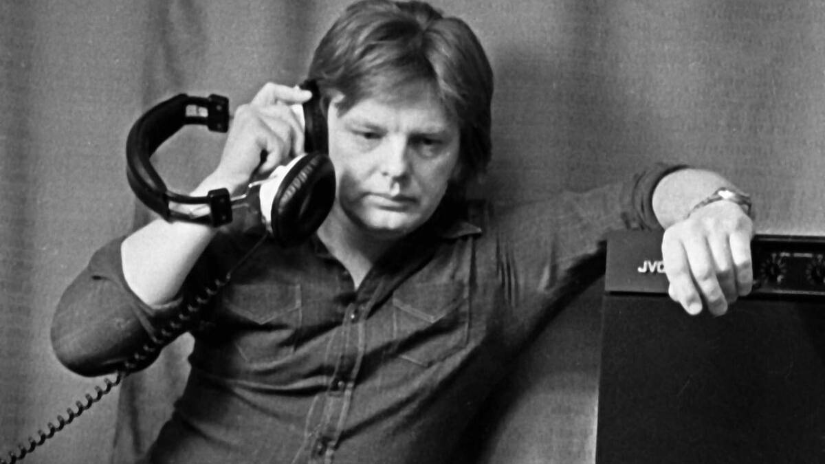 Наша жизнь _ Ю. Антонов Cover