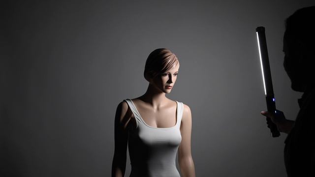 Jerry Ghionis — The Art of Wedding Photography 4-3. Short Lighting