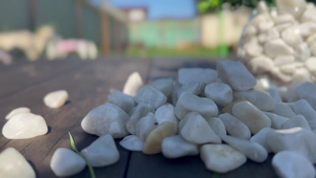 Галька мраморная декоративная щебень галтованный белый