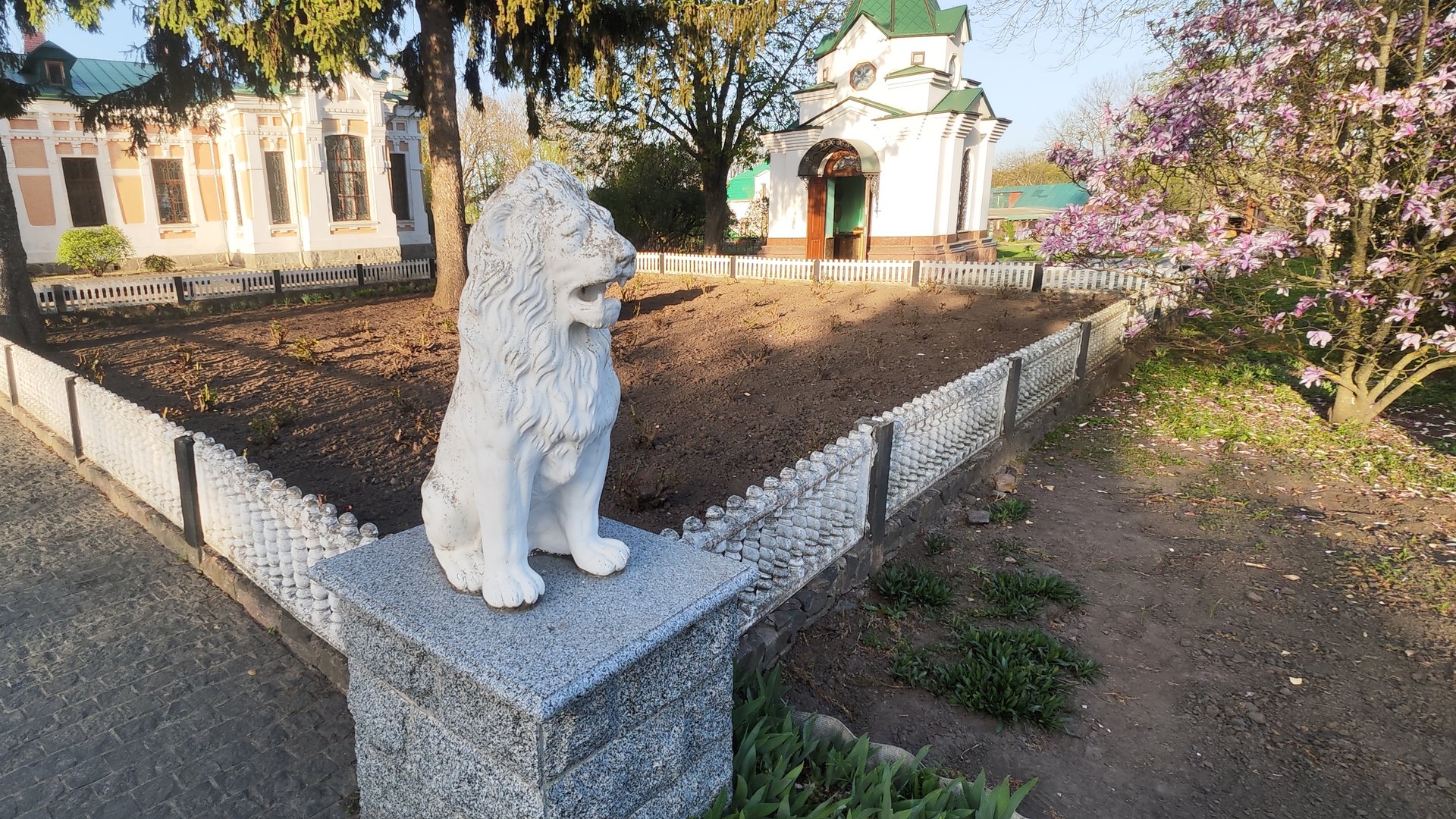 Христос Воскрес!Перезвон после вечерней службы.Томашовка.Монастырь.24.04.2025