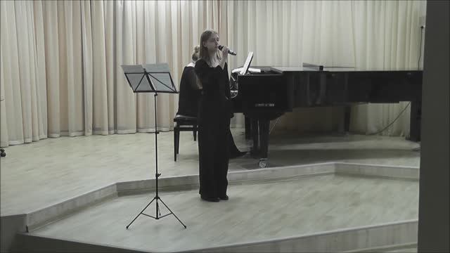 Белые панамки. Муз. и сл. В. Егорова