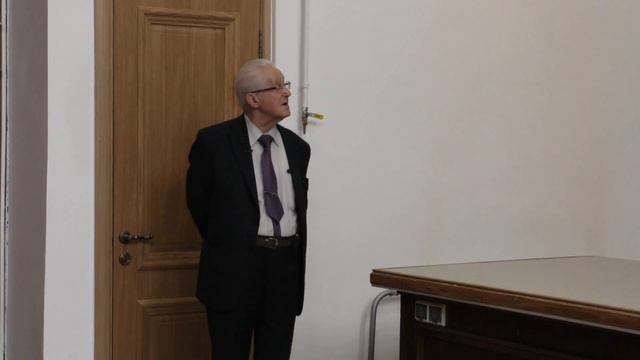 05 - Шишкин А. А. - Линейная алгебра - Ядро и образ линейного оператора. СЗ и СФ