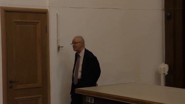 09 - Шишкин А. А. - Линейная алгебра - Операции над тензорами. Группы