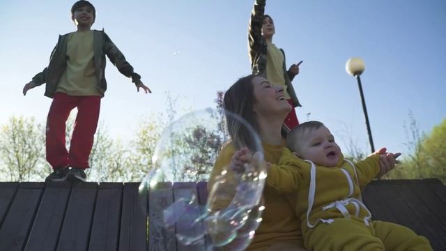 Весенняя прогулка в парке