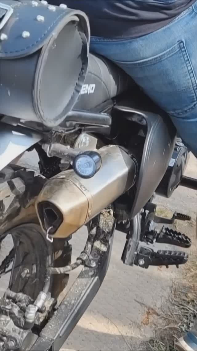 сравнение звука глушителя мотоцикла motoland legend 300, родной и увеличенный глушитель, с флейтами