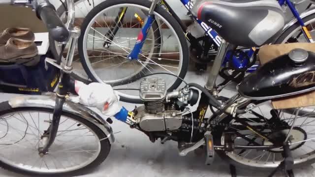 Заклинило мотор. Веломотор F-80. Часть -1.