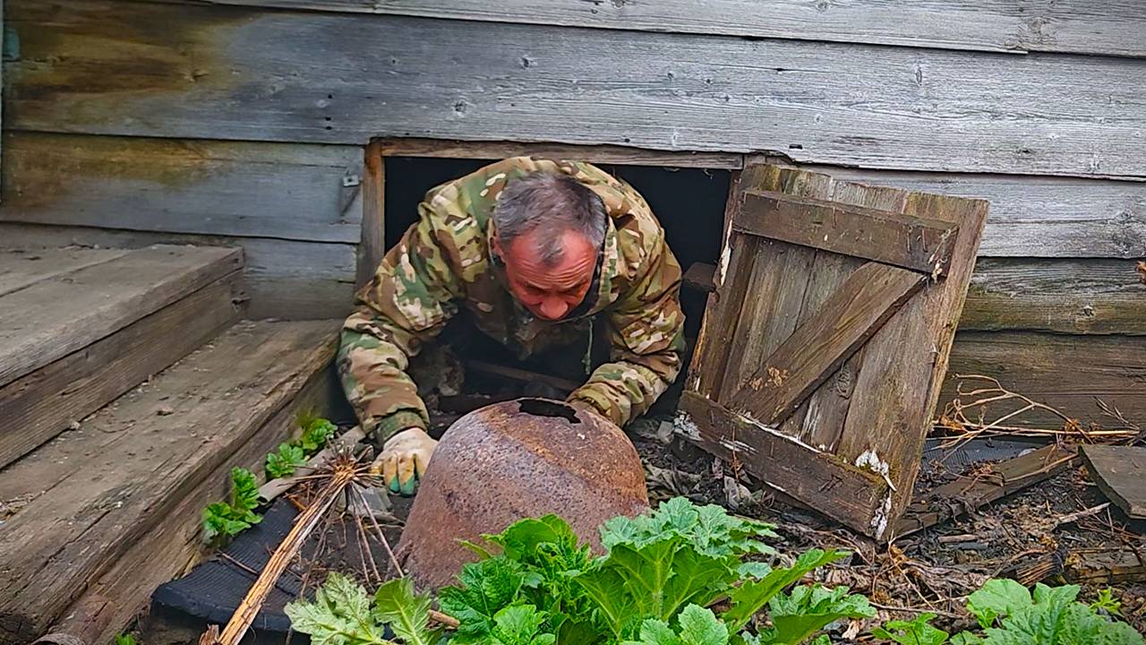 Не зря лазил под верандой заброшенного дома: показываю, что оттуда достал