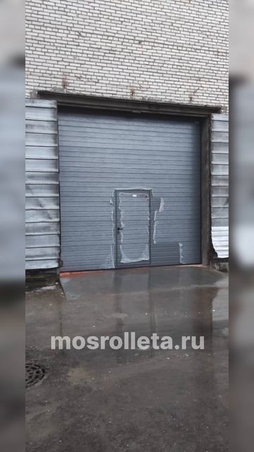 Секционные ворота. Узнайте цену своих размеров по ссылке в шапке профиля. #секционныеворота