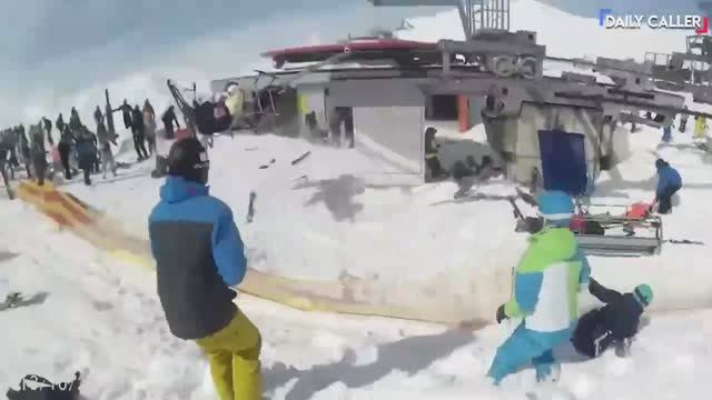 Жуткие кадры с подъёмника в горнолыжном курорте Грузии...#лучшие видео#видео#видео бесплатно#