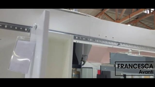 Зеркало-шкаф Венеция Неаполь 100 белый глянец