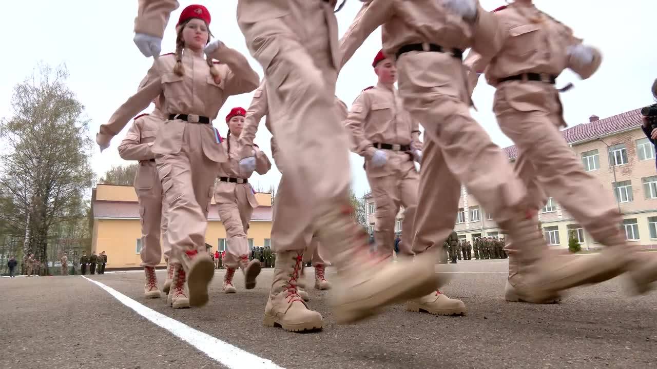 В Костроме состоялся финал Регионального смотра строя и песни «Плац-парад-2025»