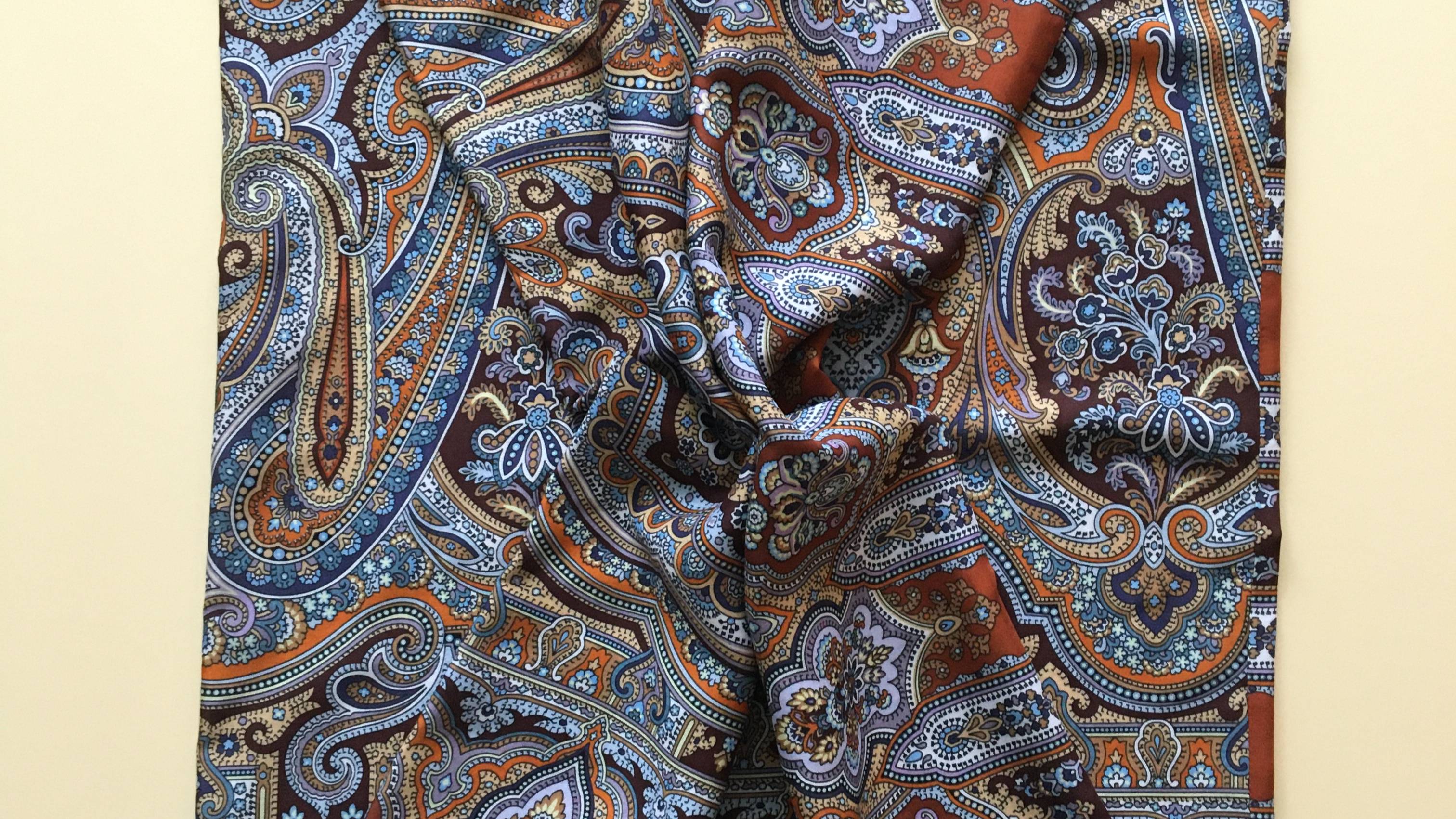 Снуд из мягкой вискозы "Фергана" павловопосадский