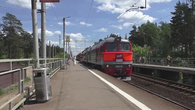 Тепловоз 2М62-0730 (ТЧЭ-23) с хозяйственным поездом.