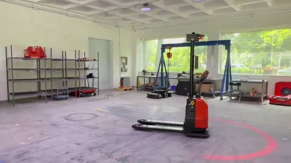 Паллетоперевозчик EP XPC152