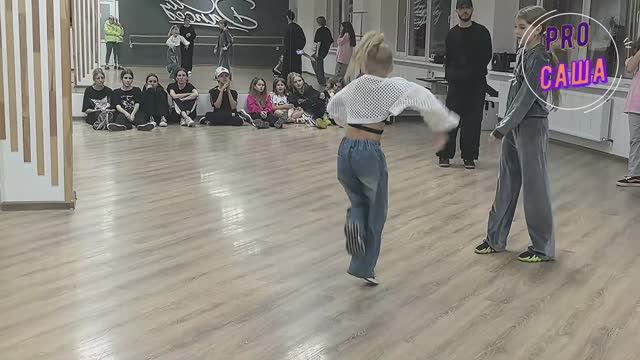 Танцы. Дети. Музыка. Развитие детей. С новым днём приходит новая сила и новые мысли!