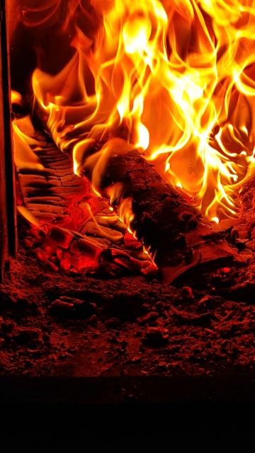 Огонь в печи