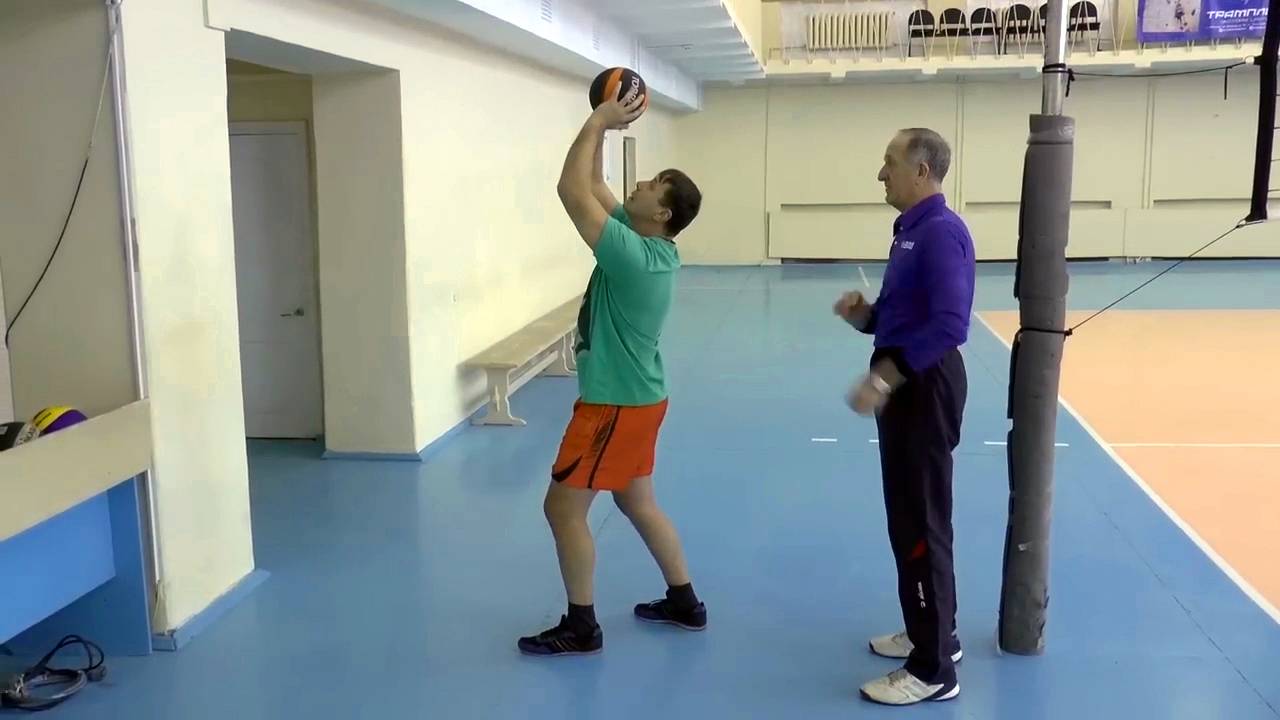 Обучение волейболу. Передача сверху. Для начинающих