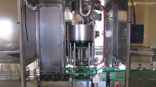 Автоматическая линия розлива в ПЭТ тару. Производитель ООО «БЛС Инжиниринг».