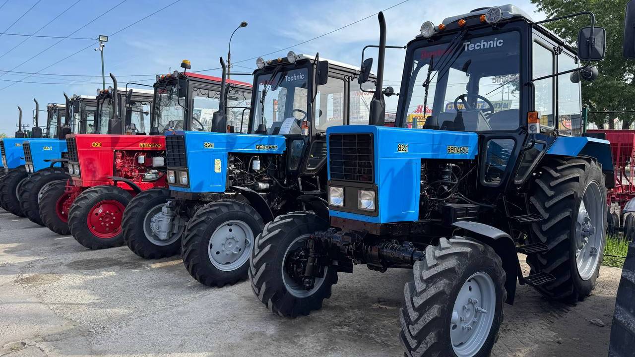 МТЗ 82 - 2018г с кондиционером уже в наличии в Boston Technic. Обзор от Недоспасова Александра