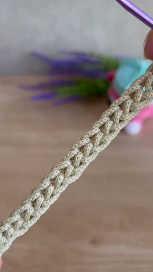 Чтобы день прошел не зря   - за крючок берусь друзья