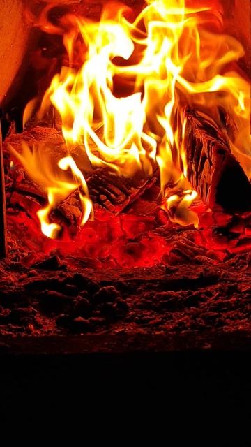 Огонь в печи