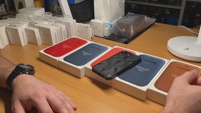 Оригинальные чехлы от Apple для iPhone 12 которые подходят для ВСЕХ айфонов