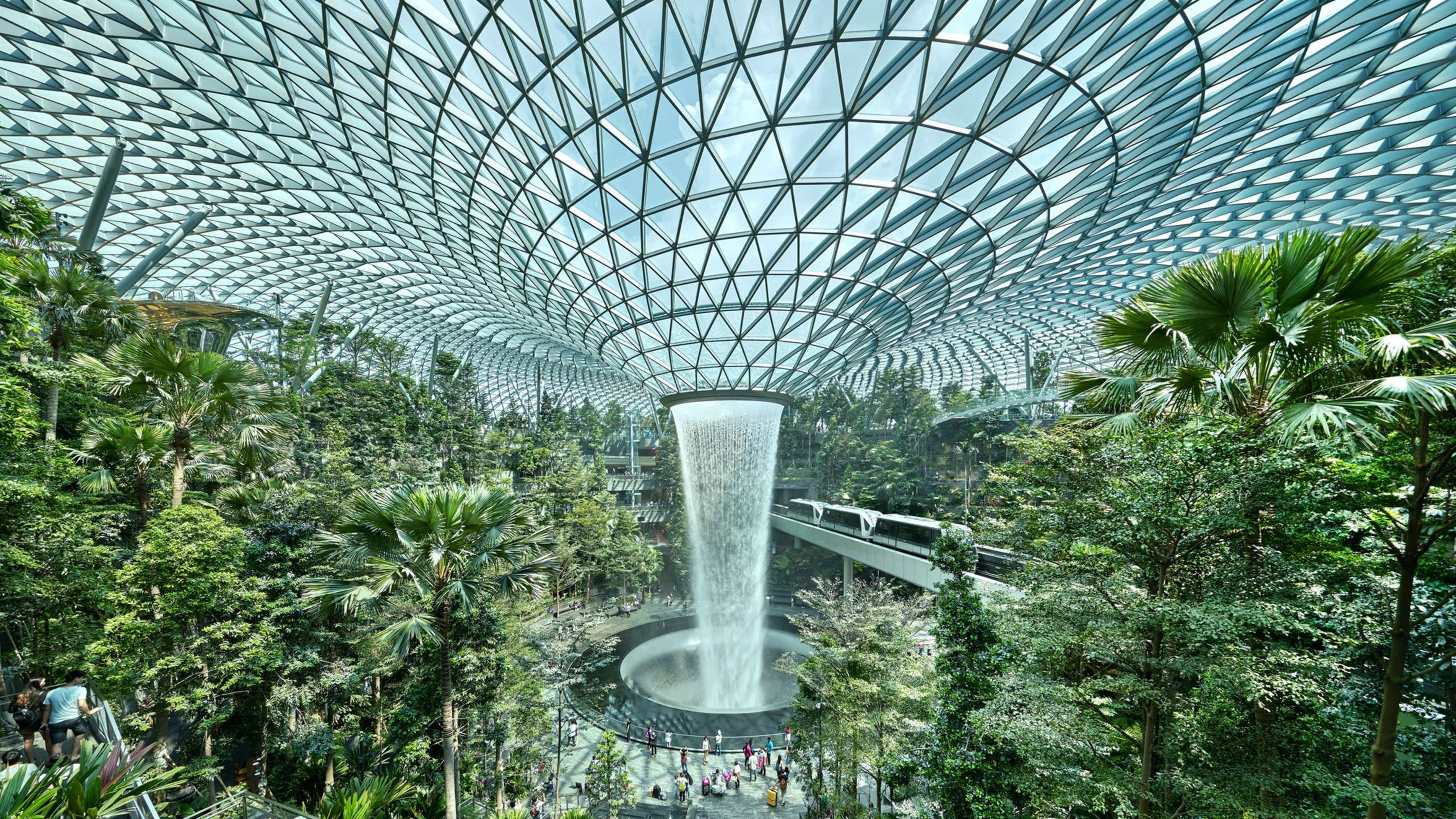 Эми-Йога. Социальное Место Cилы: лучший в мире Сингапурский аэропорт Чанги, чудо-комплекс Jewel