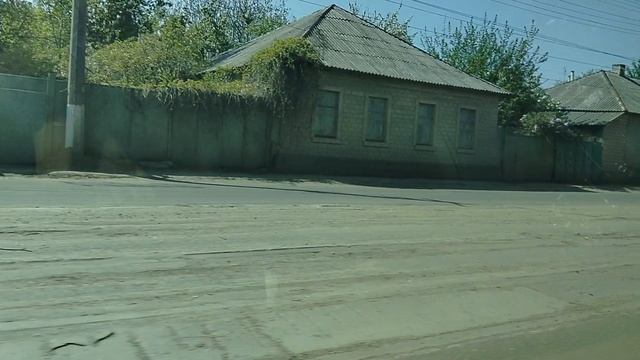 27-04-2025 Дорогами Луганска.Ремонт дорог идёт полным ходом.