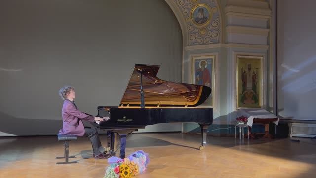 Карина Бáрас. «Горе от ума». Концертная фантазия на оперные темы для фортепиано