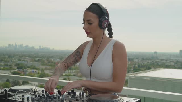 DeepMe - Rooftop Hollywood, California @_Live_@