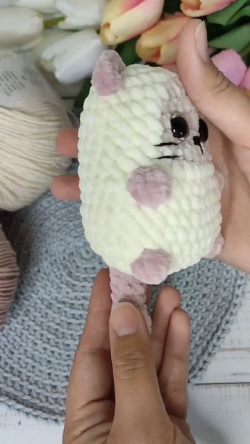 Ещё один хит продаж - кот-квадратик!