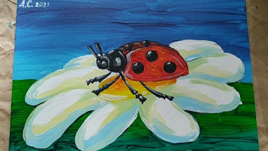 Рисуем Божью Коровку на ромашке