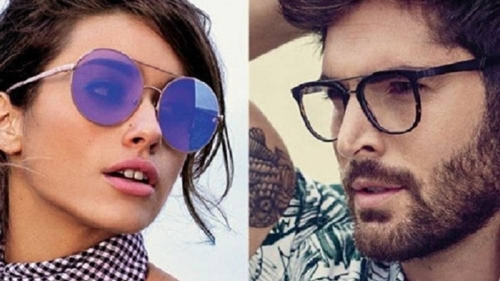 Солнцезащитные очки и очковые оправы GUESS – стиль элегантного гламура.