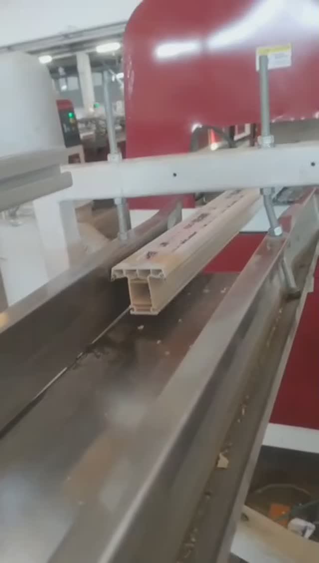 JARI - фильеры и калибраторы. Экструзионные линии для ПВХ оконного профиля.