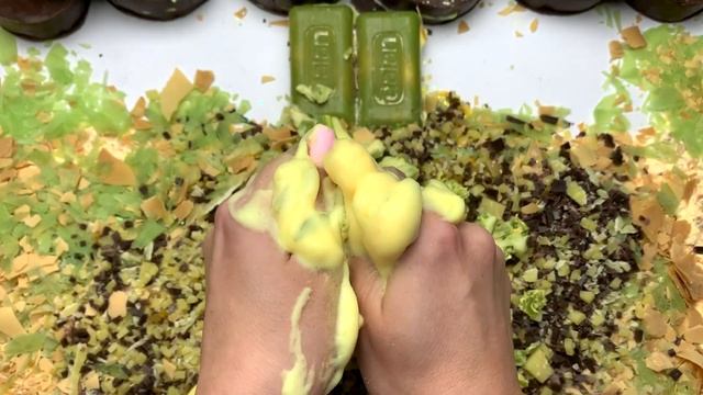 Расслабляющее видео ASMR - Измельчение разноцветного мыла, нарезка кубиками и создание блёстки