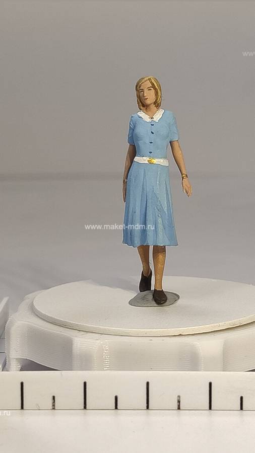 Фигурка для создания макета в масштабе 1:43 (высота 42мм)
ЗД печать, ручная роспись